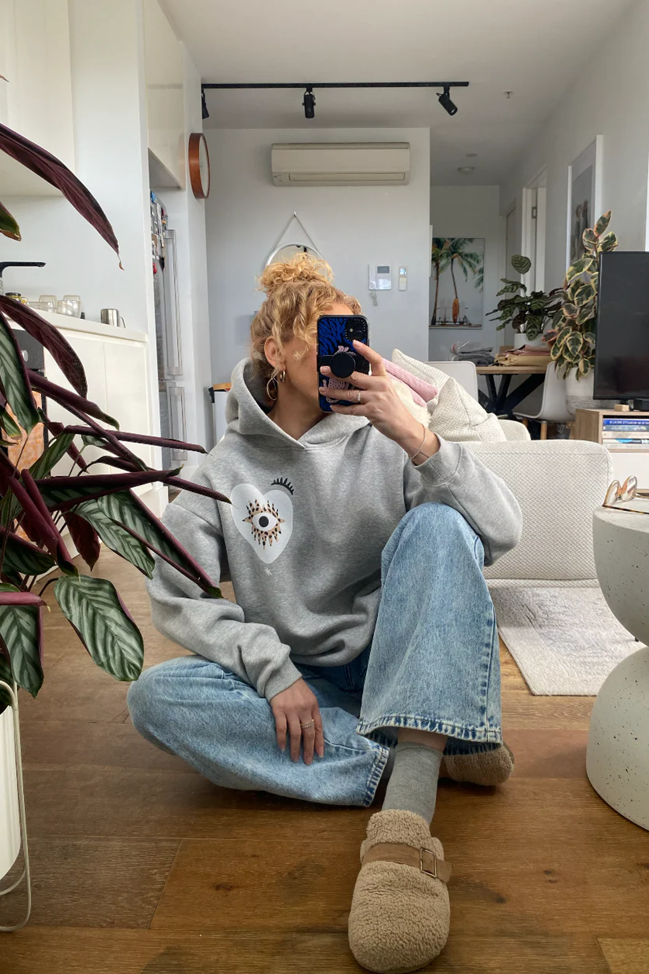 No Apologies Hoodie – TAP the label